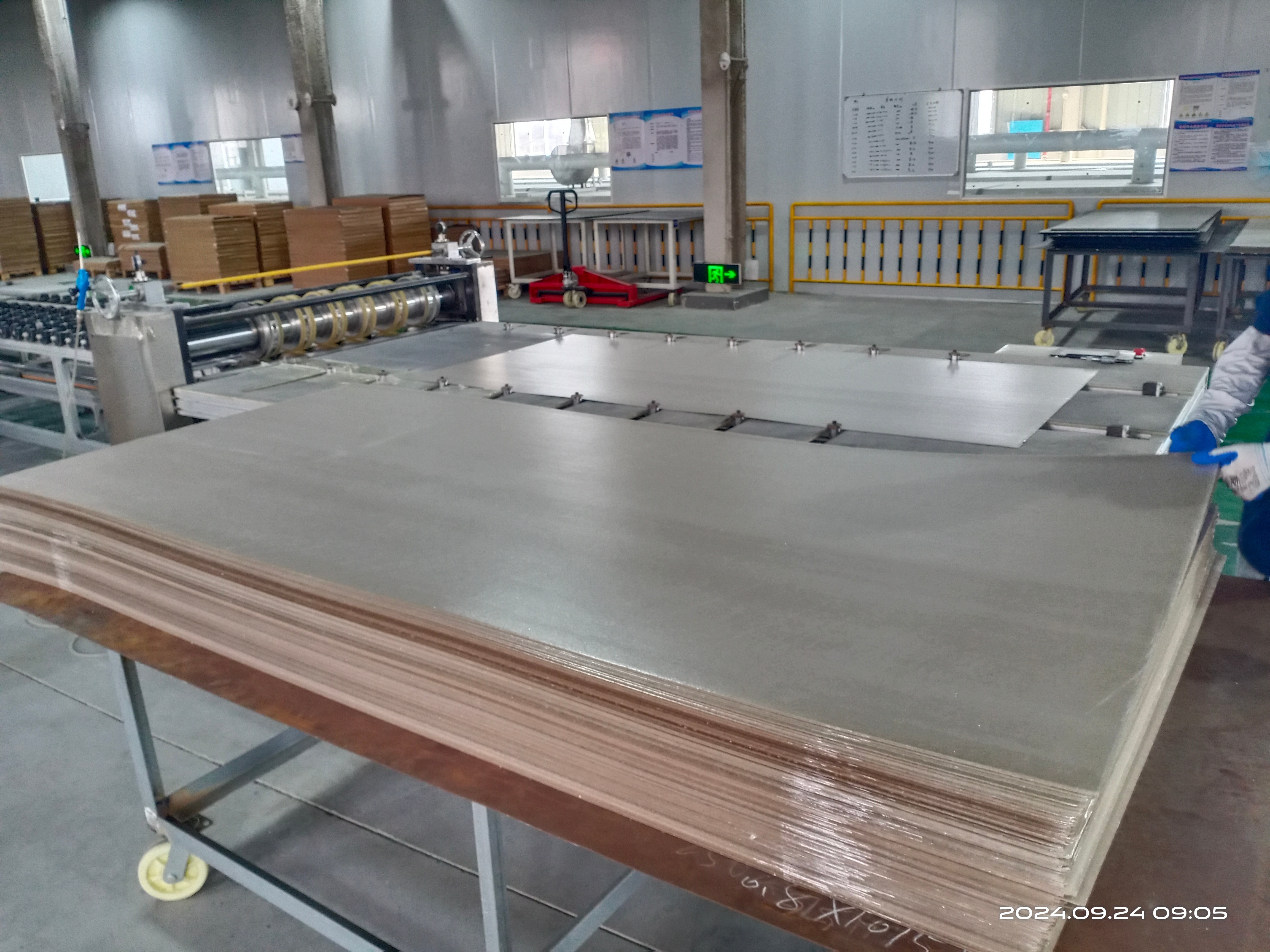 Reinforced Insulated Sheet Mica For Manufacturing Furnace Doors Prevent ...